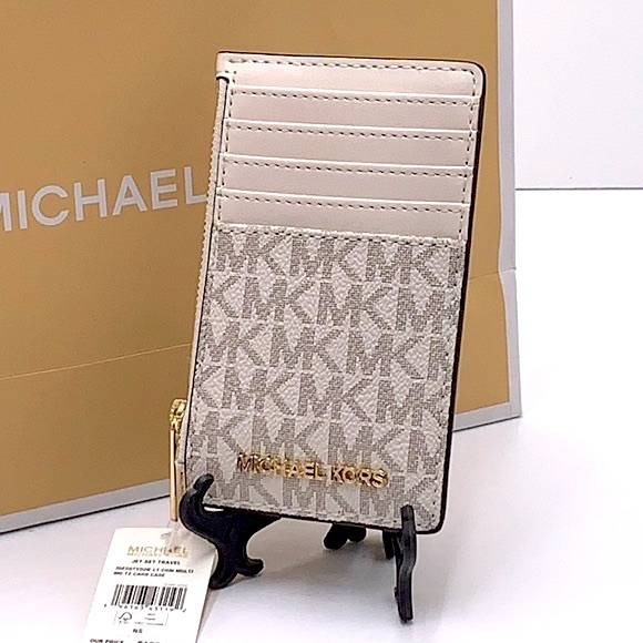 Michael Kors | Bags | Michael Kors Jet Set Travel Medium Top Zip Cardcase Walletlight Cream ...